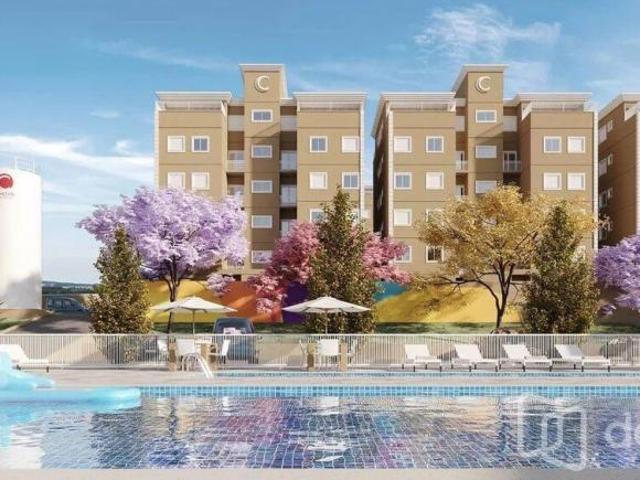 Apartamento à venda no Jardim Centenário