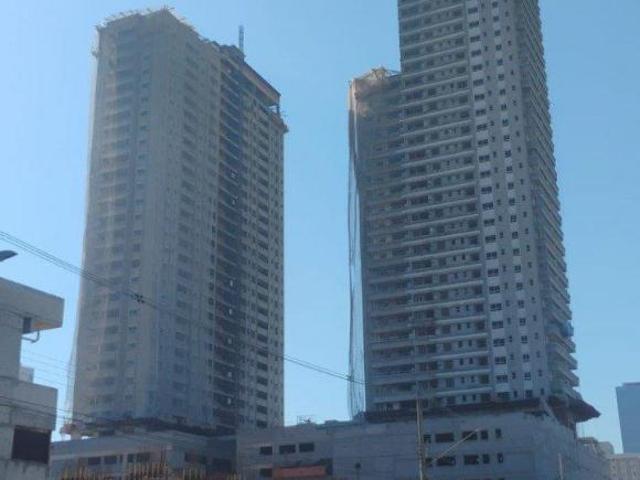 Apartamento à venda no Jardim das Colinas