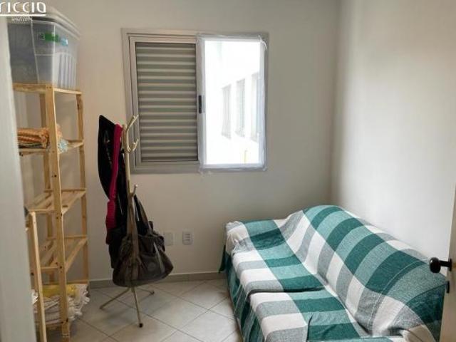 Apartamento à venda no Jardim das Colinas