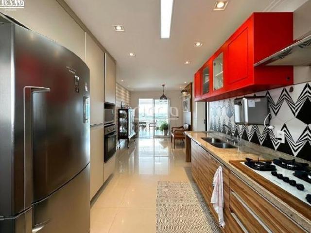 Apartamento à venda no Jardim das Colinas