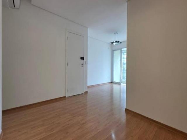 Apartamento à venda no Jardim das Acácias