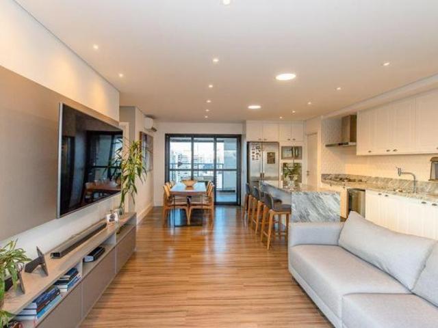 Apartamento à venda no Jardim das Acácias São Paulo