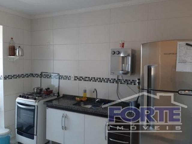 Apartamento à venda no Jardim das Azaléias
