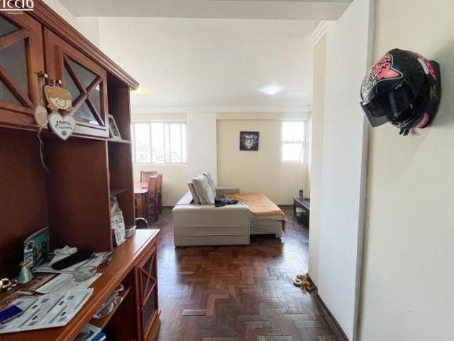 Apartamento à venda no Jardim das Indústrias