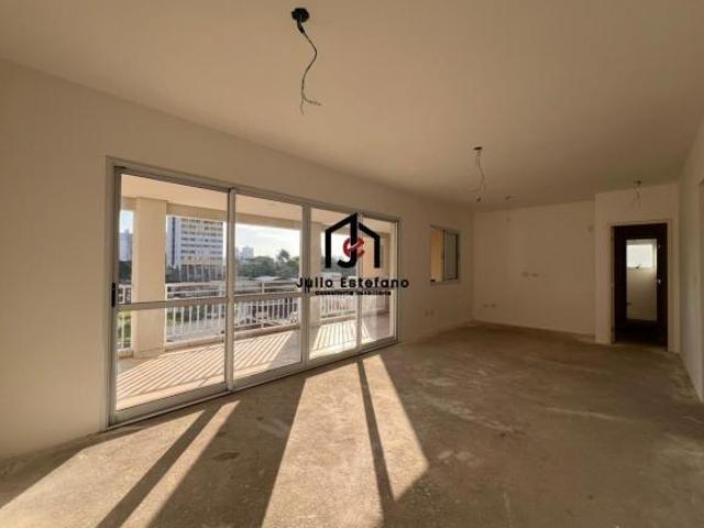 Apartamento à venda no Jardim das Nações