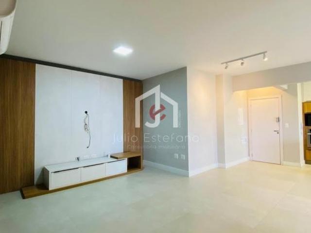 Apartamento à venda no Jardim das Nações