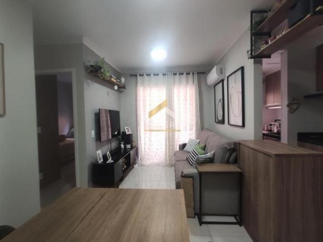 APARTAMENTO À VENDA NO JARDIM DO LAGO