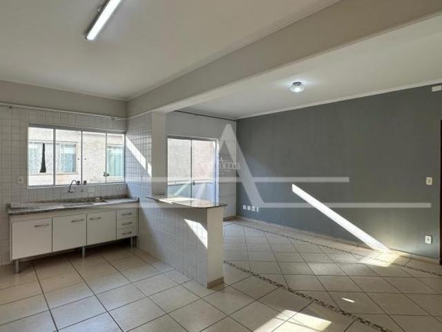 Apartamento à venda no Jardim do Lago