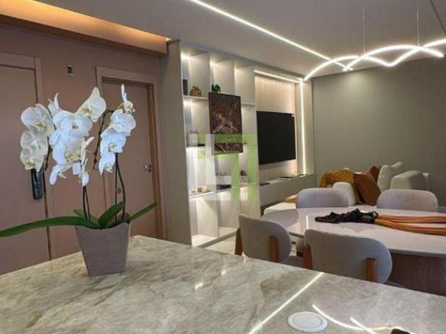 Apartamento à venda no Jardim do Lago