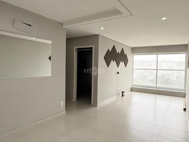 Apartamento à venda no Jardim do Lago
