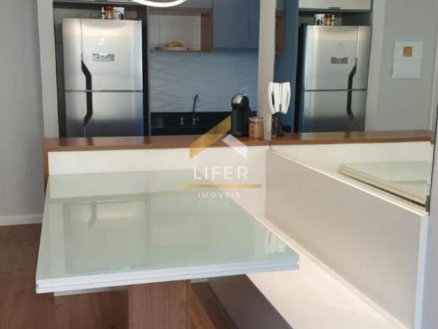 APARTAMENTO À VENDA NO JARDIM DO LAGO