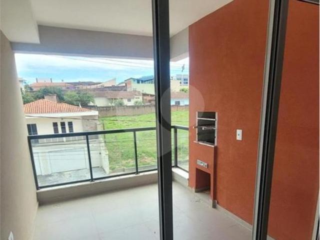 Apartamento à venda no Jardim Elvira Dias