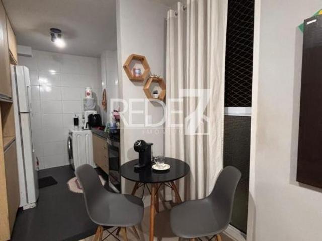 Apartamento à venda no Jardim Esmeraldina, Campinas/SP 2 quartos, 1 sala, 1 banheiro, 1 vaga de ga
