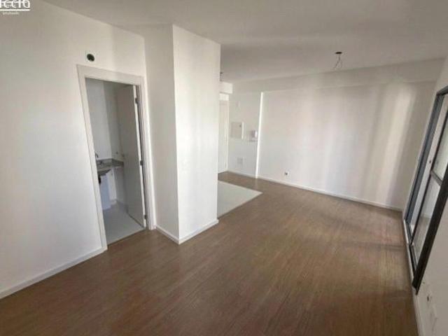 Apartamento à venda no Jardim Esplanada