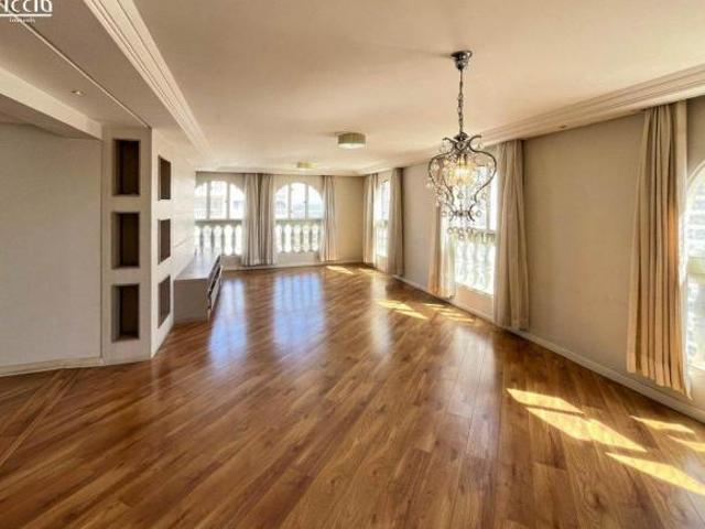 Apartamento à venda no Jardim Esplanada