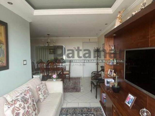Apartamento à Venda no Jardim Ester Yolanda com 74m²
