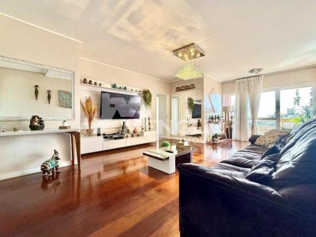 Apartamento à venda no Jardim Europa