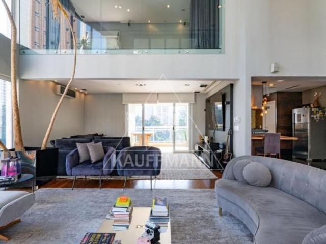 Apartamento à Venda no Jardim Fonte do Morumbi 2 Suítes 3 Vagas 210m² de Área Útil