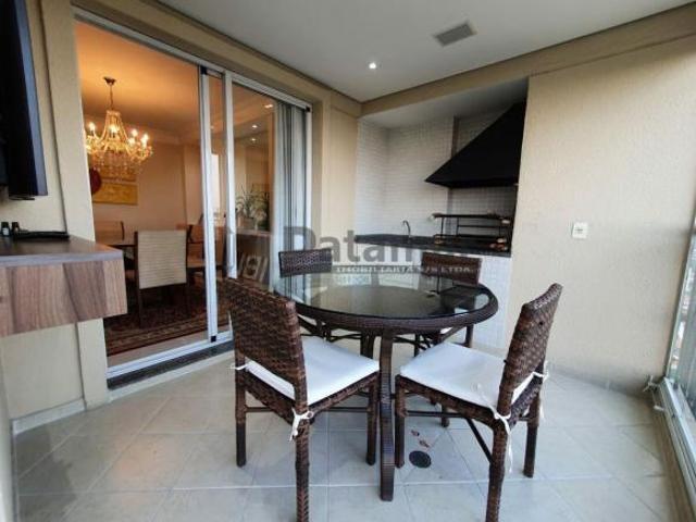 APARTAMENTO A VENDA NO JARDIM GUEDALA COM QUATRO QUARTOS
