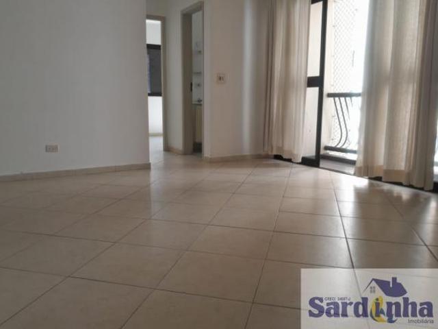 Apartamento à Venda no Jardim Henriqueta, Taboão da Serra, 68m²
