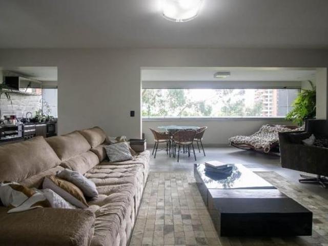 Apartamento à venda no Jardim Londrina