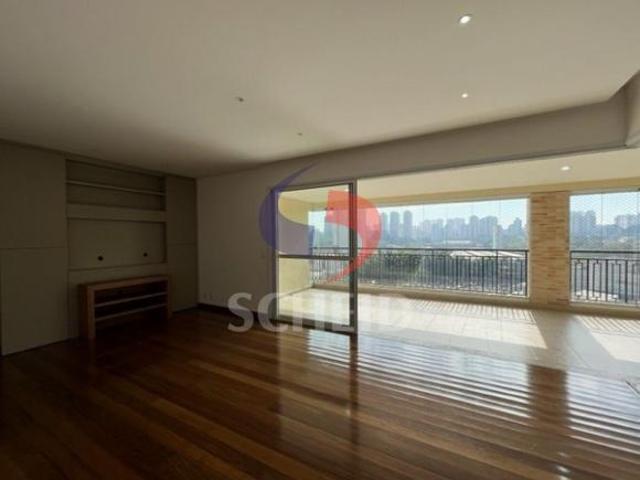 Apartamento a venda no Jardim Marajoara 134m² 3 quartos sendo 3 suítes, 2 vagas