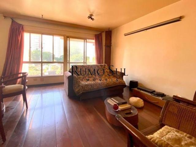 Apartamento à venda no Jardim Marajoara