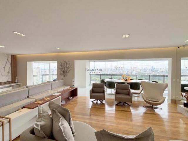 Apartamento à venda no Jardim Marajoara