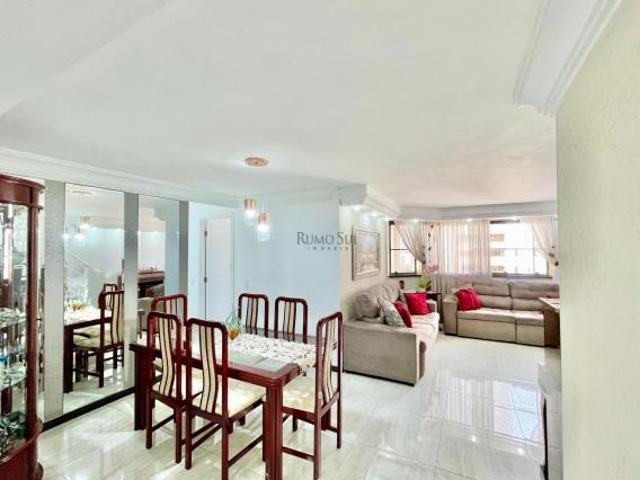 Apartamento à venda no Jardim Marajoara