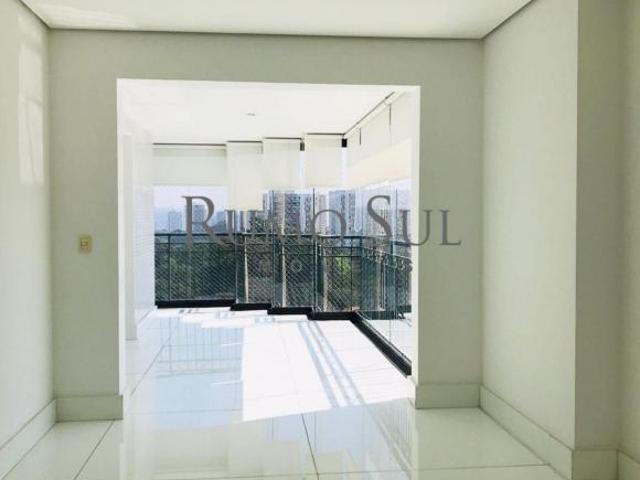 Apartamento à venda no Jardim Marajoara