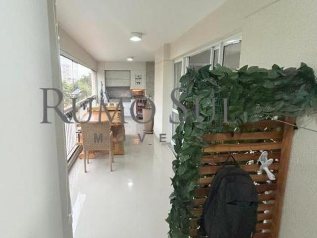 Apartamento à venda no Jardim Marajoara