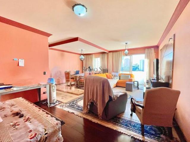 Apartamento à venda no Jardim Marajoara
