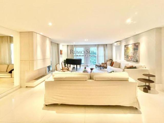 Apartamento à venda no Jardim Marajoara
