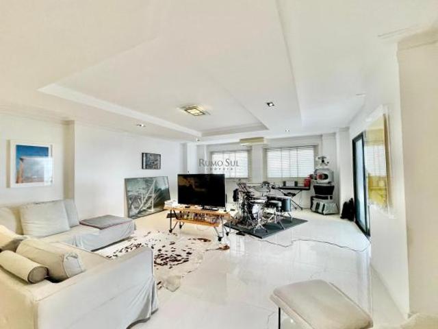 Apartamento à venda no Jardim Marajoara