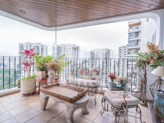 Apartamento a venda no jardim marajoara, com 280 m². 04 quartos sendo 4 suítes.3 vagas