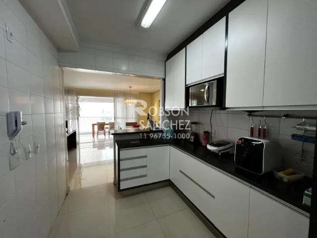 Apartamento a venda no Jardim Marajoara com 3 quartos, 1 suíte, 2 vagas, 117m², varanda gourmet!