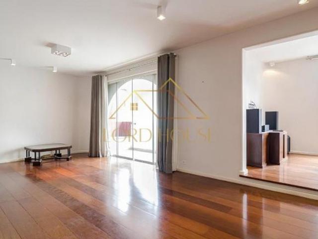 Apartamento à venda no Jardim Paulista