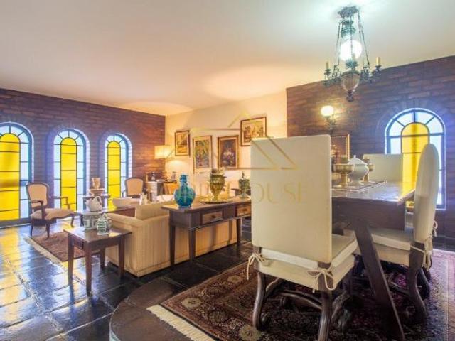 Apartamento à venda no Jardim Paulista