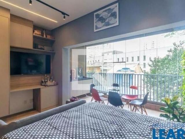 Apartamento à venda no Jardim Paulista