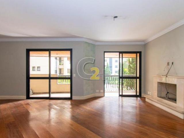 Apartamento á venda no Jardim Paulista, 4 quartos, 3 suítes, 3 vagas de garagen