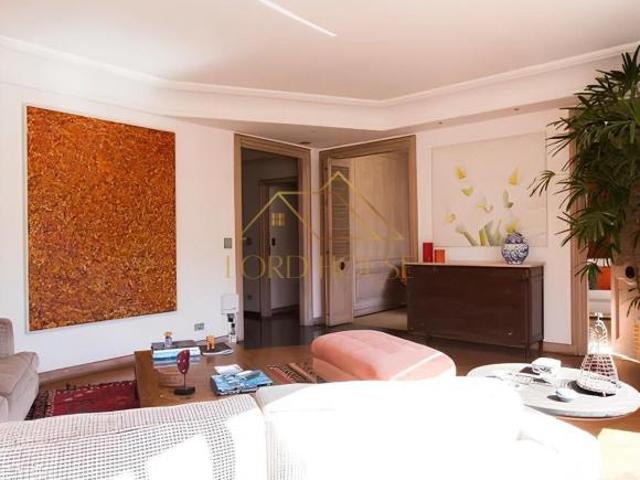 Apartamento à venda no Jardim Paulista