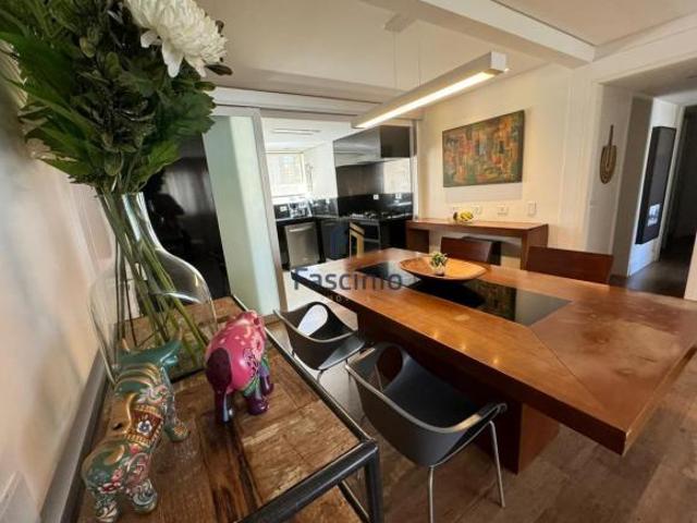 Apartamento à venda no Jardim Paulista