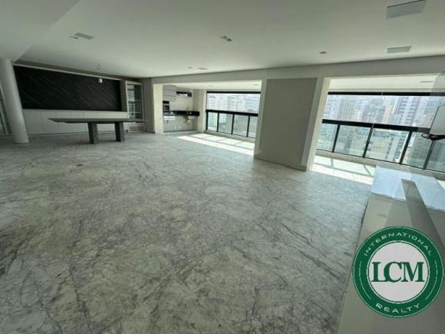 Apartamento à venda no Jardim Paulista