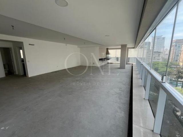 Apartamento à venda no Jardim Paulista