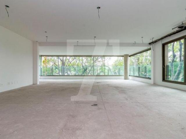 Apartamento à venda no Jardim Paulista