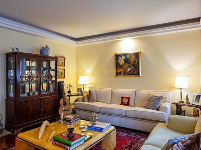 Apartamento à venda no Jardim Paulista! 2 vagas!