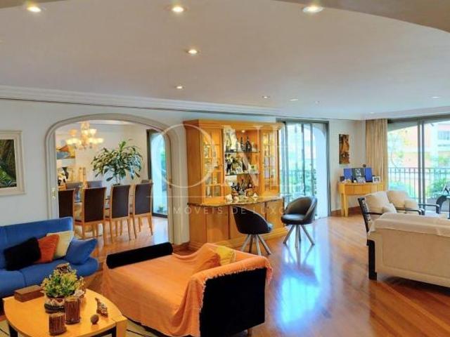 Apartamento à venda no Jardim Paulista