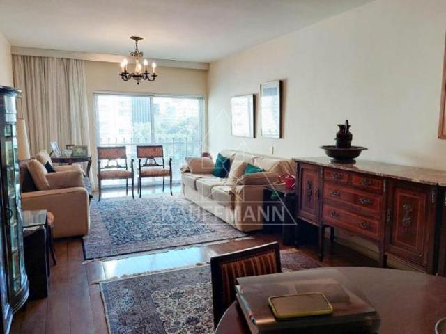 Apartamento à Venda no Jardim Paulista 3 dormitórios 1 suíte 1 Vaga 104m²A.U