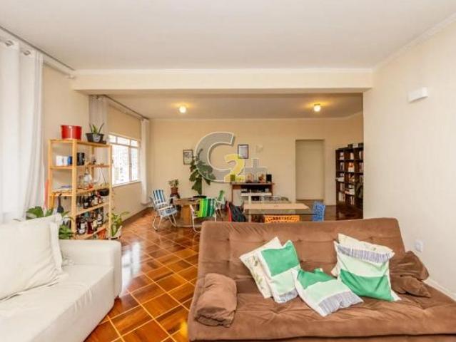 Apartamento à venda no Jardim Paulista com 3 quartos, sendo 1 suite e 1 vaga