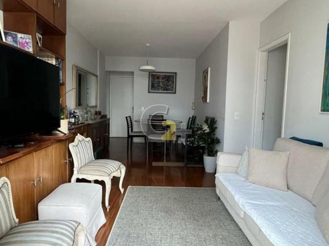 Apartamento à venda no Jardim Paulista com 3 quartos, sendo 1 suíte e 1 vaga